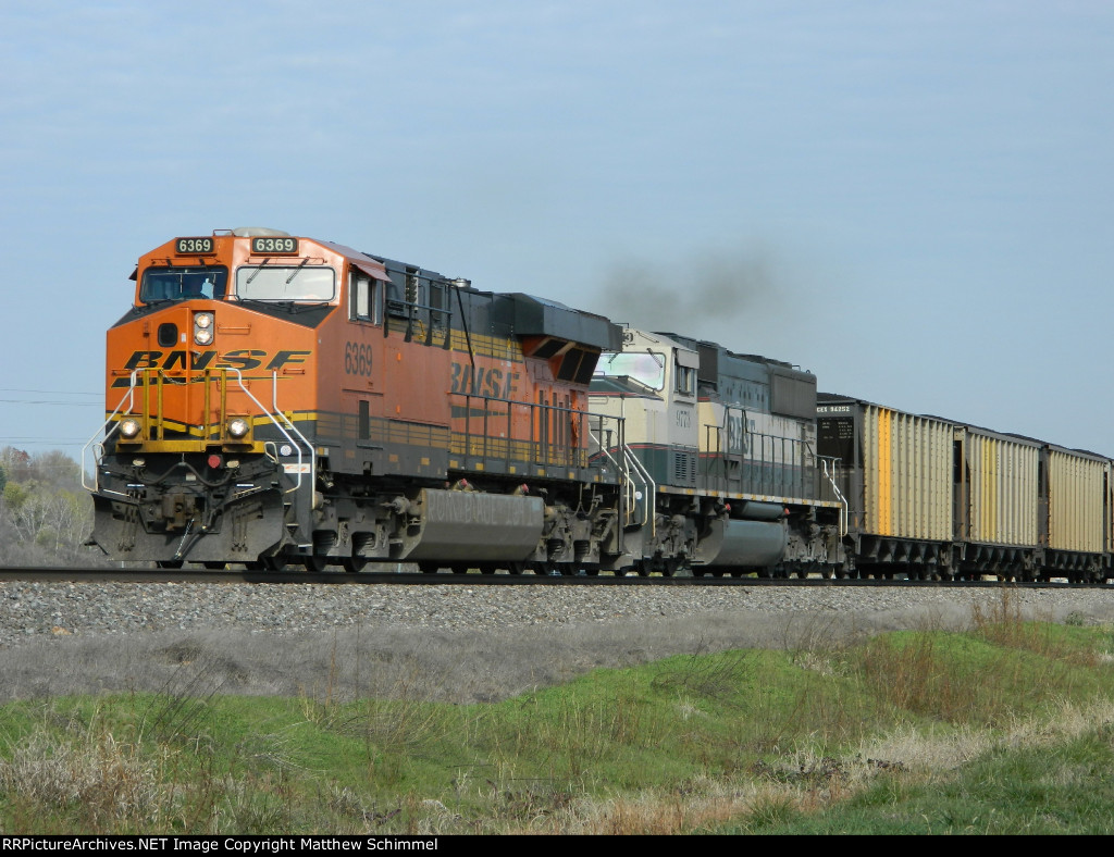 BNSF 6369 With UCEX Coal